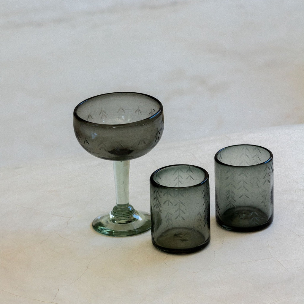 Set de 4 Vasos Espigas Humo de Vidrio Cortado – Maako